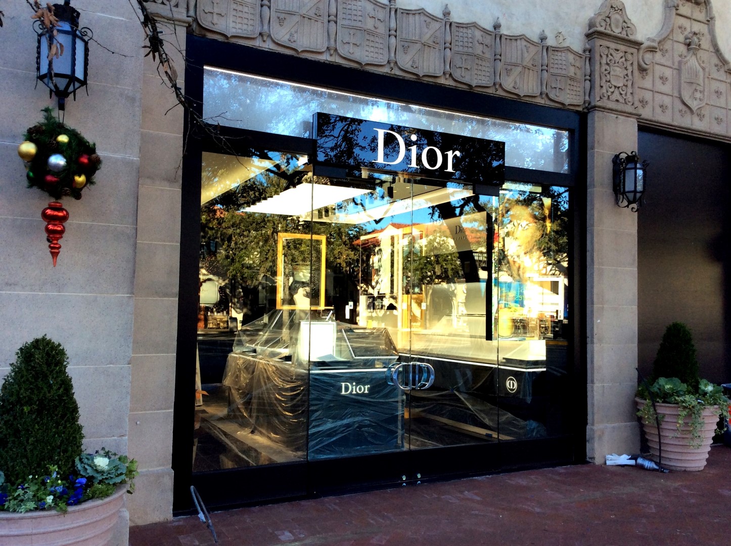 Dior Storefront, Houston | AGNORA
